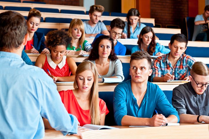 "სტუდენტობა - ვისთვის მიღწეული ოცნება, ვისთვის ჯარიდან თავის დაღწევის ...